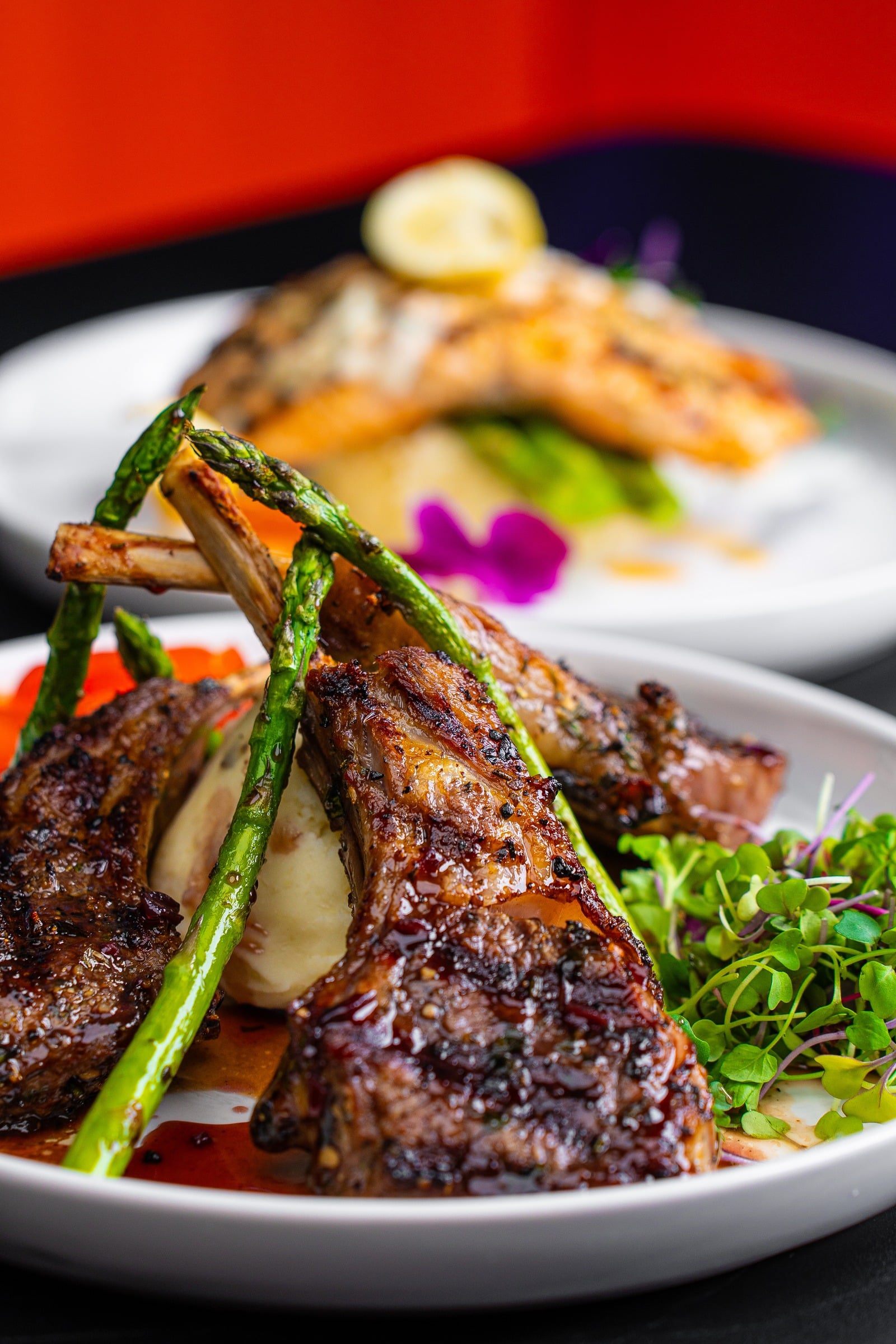 NOSH RESTAURANT & LOUNGE